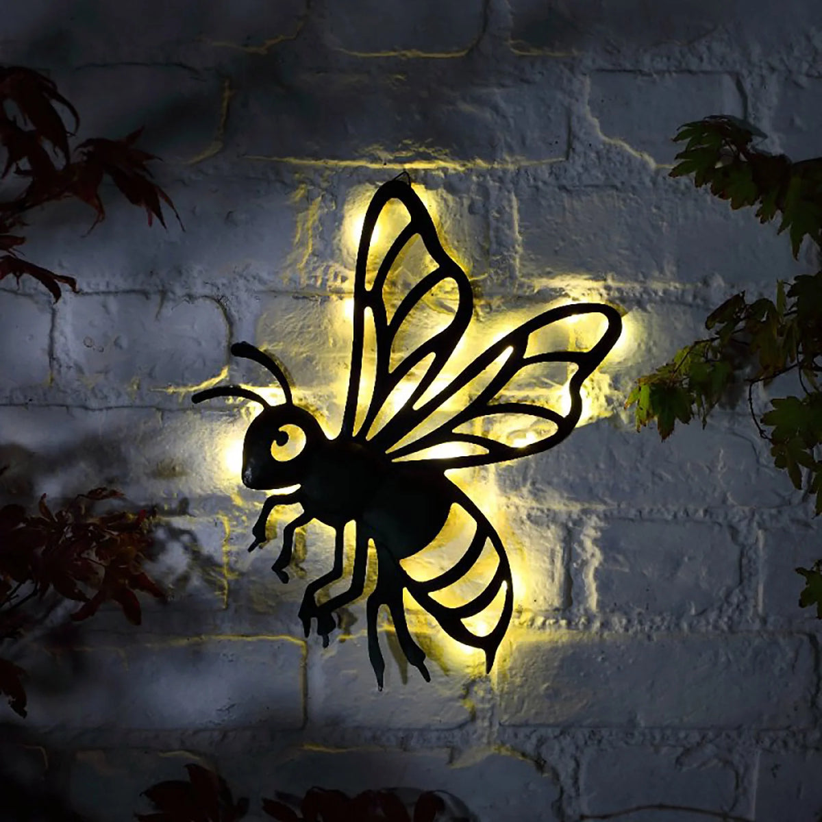 Noma Solar Powered Metal Bee Wasp Wall Decoration – Southwood Garden Centre