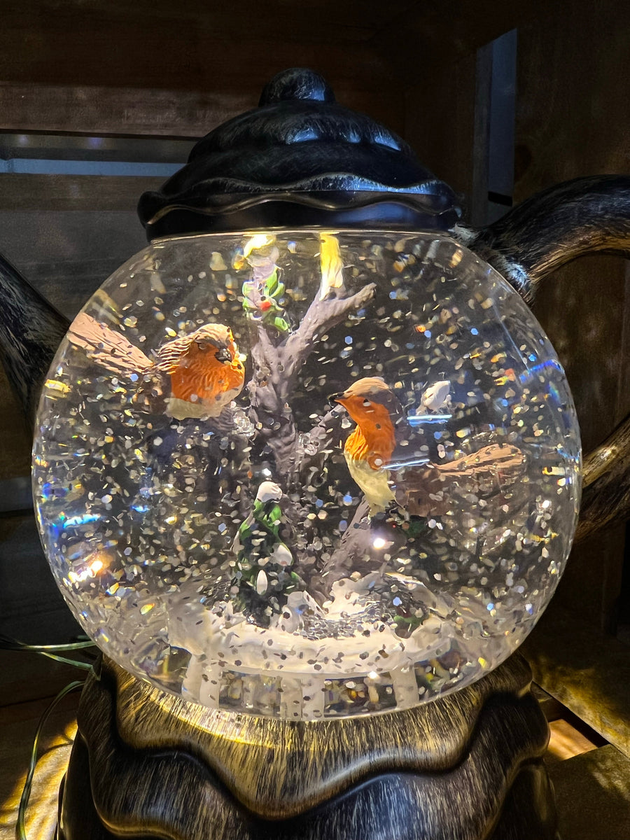 Teapot LED Glitter Water Spinner with Robin Scene – Southwood Garden Centre
