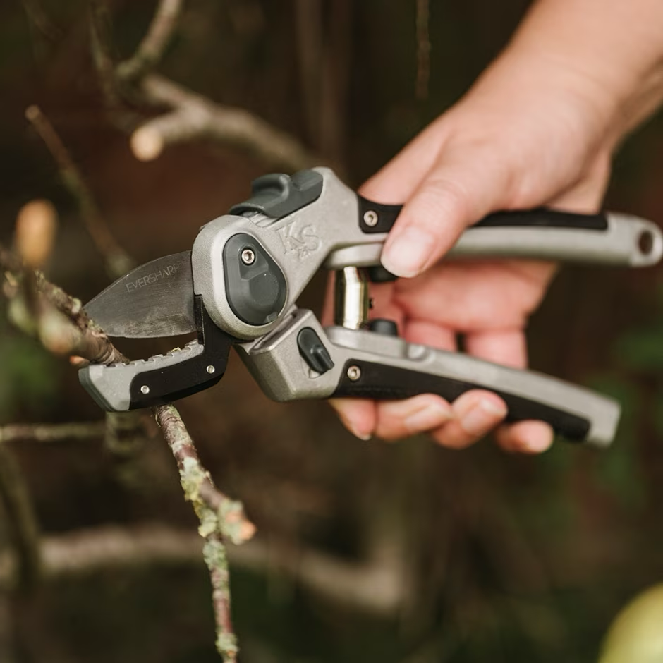 Kent & Stowe Eversharp Anvil Secateurs – Southwood Garden Centre