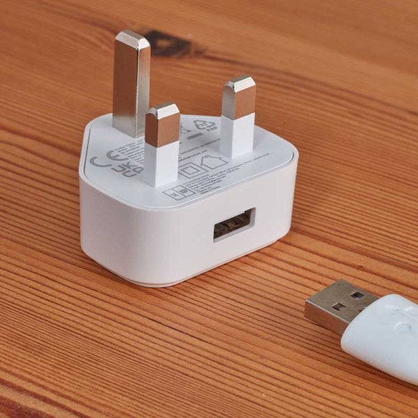 USB Plug Adapter UK – Southwood Garden Centre