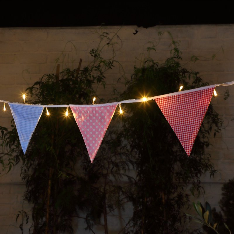 New Country Solar Powered Bunting with LED Lights – Southwood Garden Centre