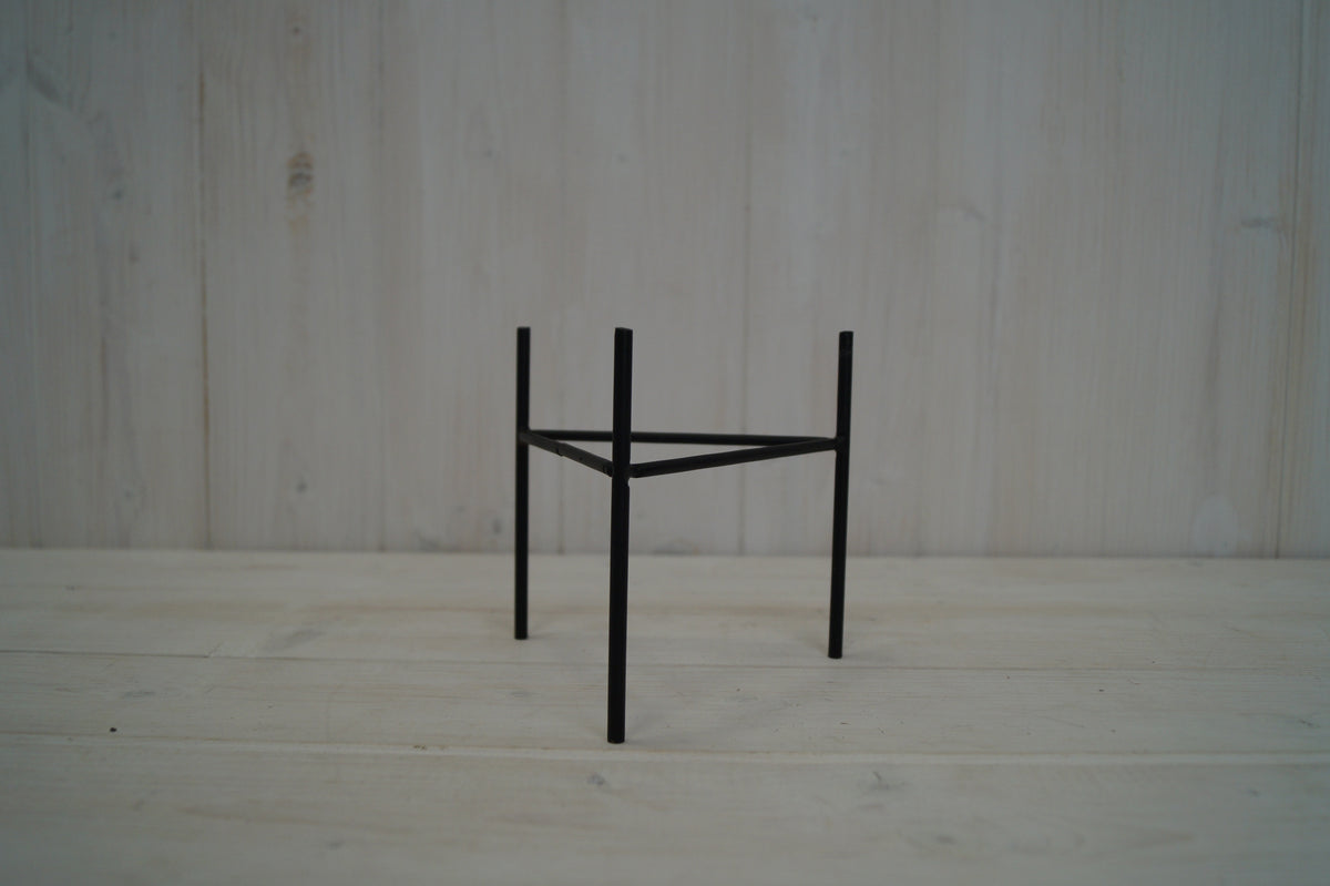 Metal Tripod House Plant Pot Stand - 11cm – Southwood Garden Centre